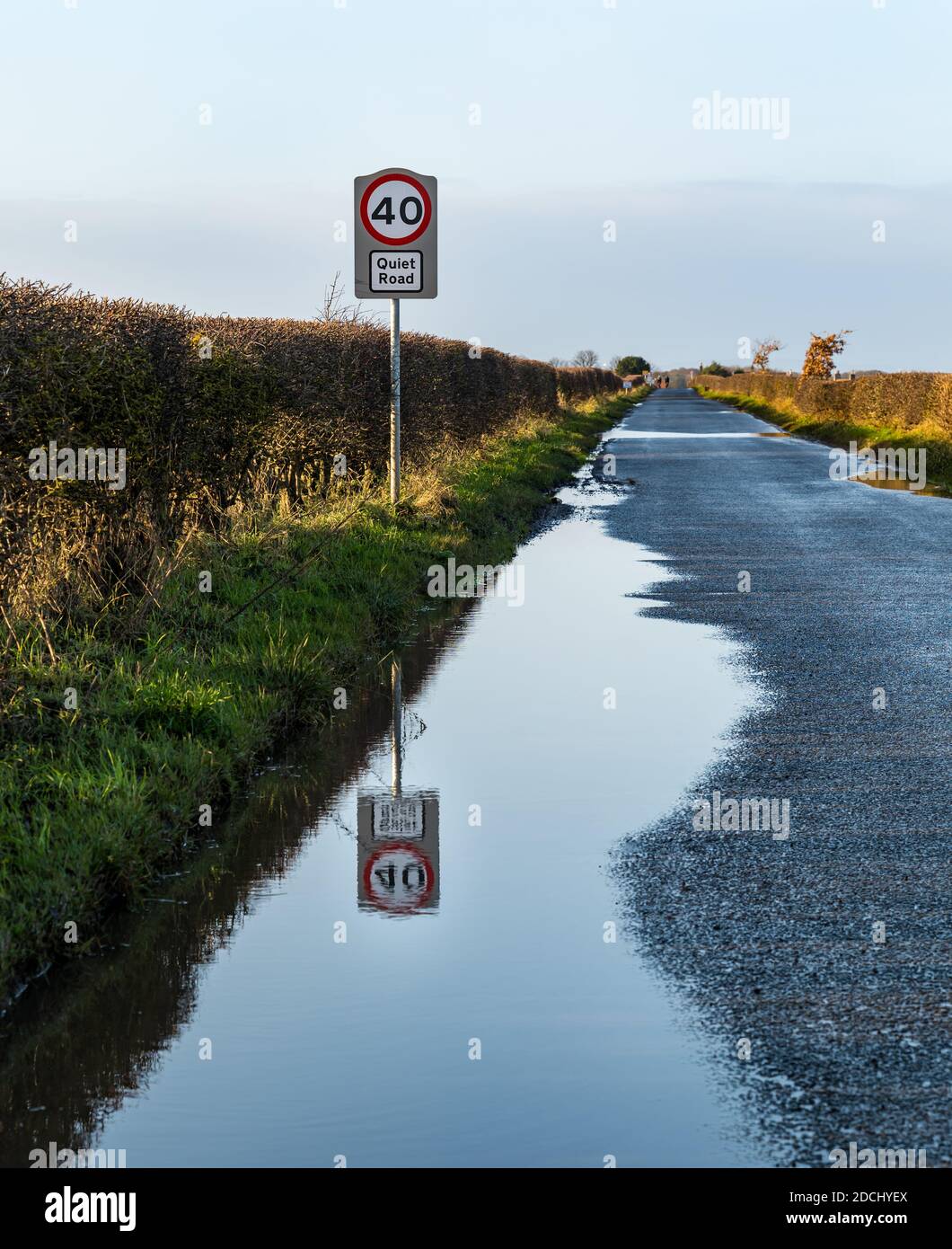 40 mph speed limit hi-res stock photography and images - Alamy