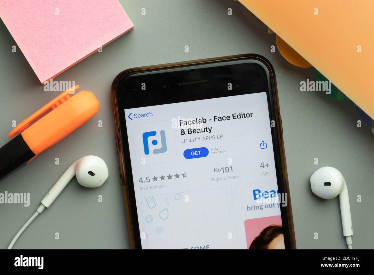 Facelab hi-res stock photography and images - Alamy