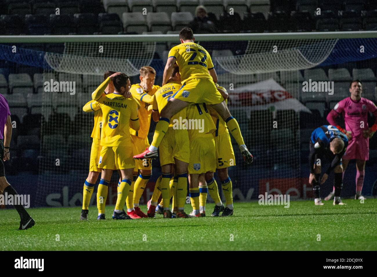 Ethan chislett afc wimbledon hi-res stock photography and images - Alamy