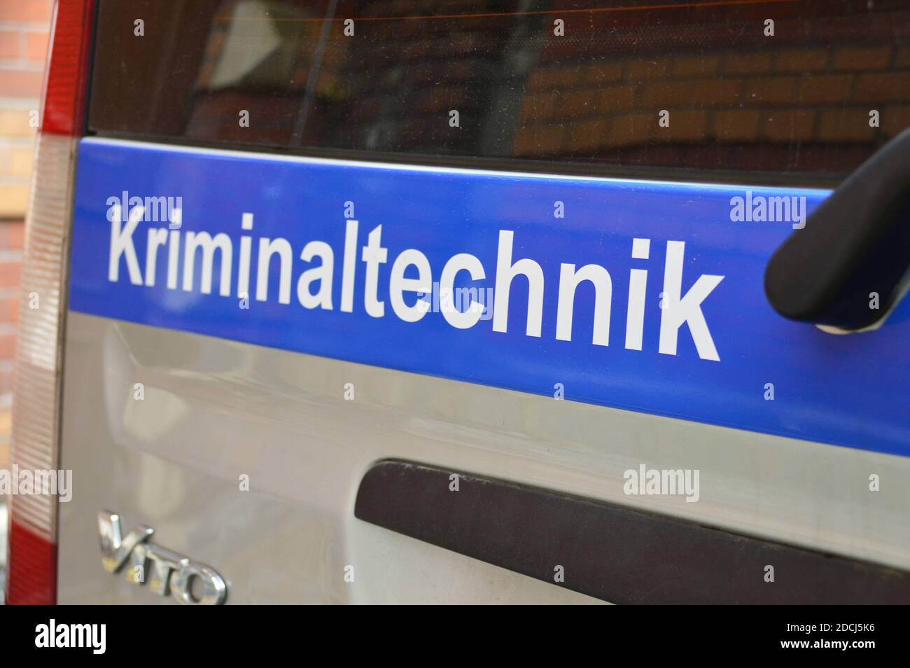 Kriminaltechnik , Polizei , Kriminalpolizei , KT, KTU Stock Photo - Alamy