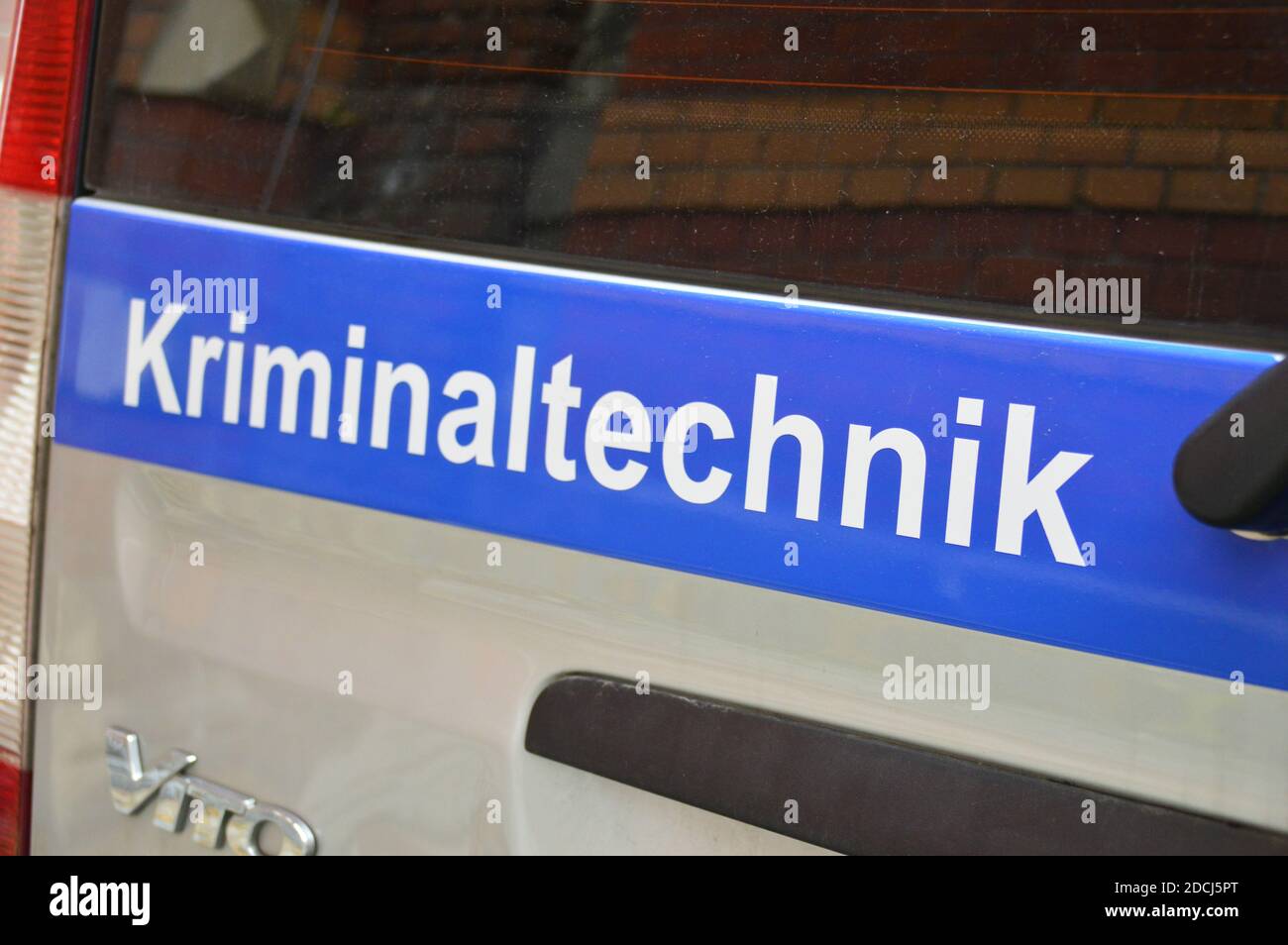 Kriminaltechnik , Polizei , Kriminalpolizei , KT, KTU Stock Photo - Alamy