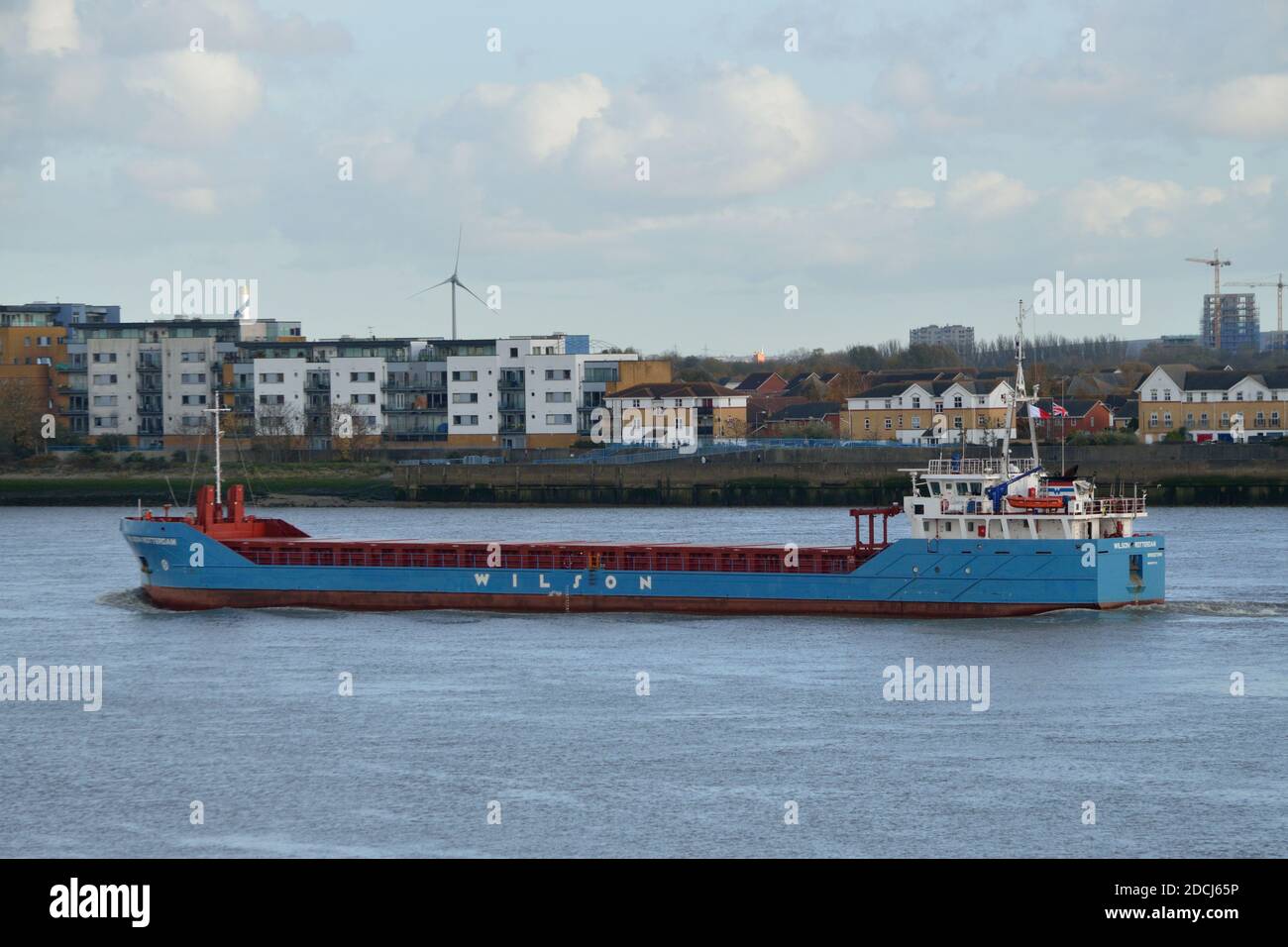 Cargo ship Wilson Rotterdam heads down the River Thames after ...