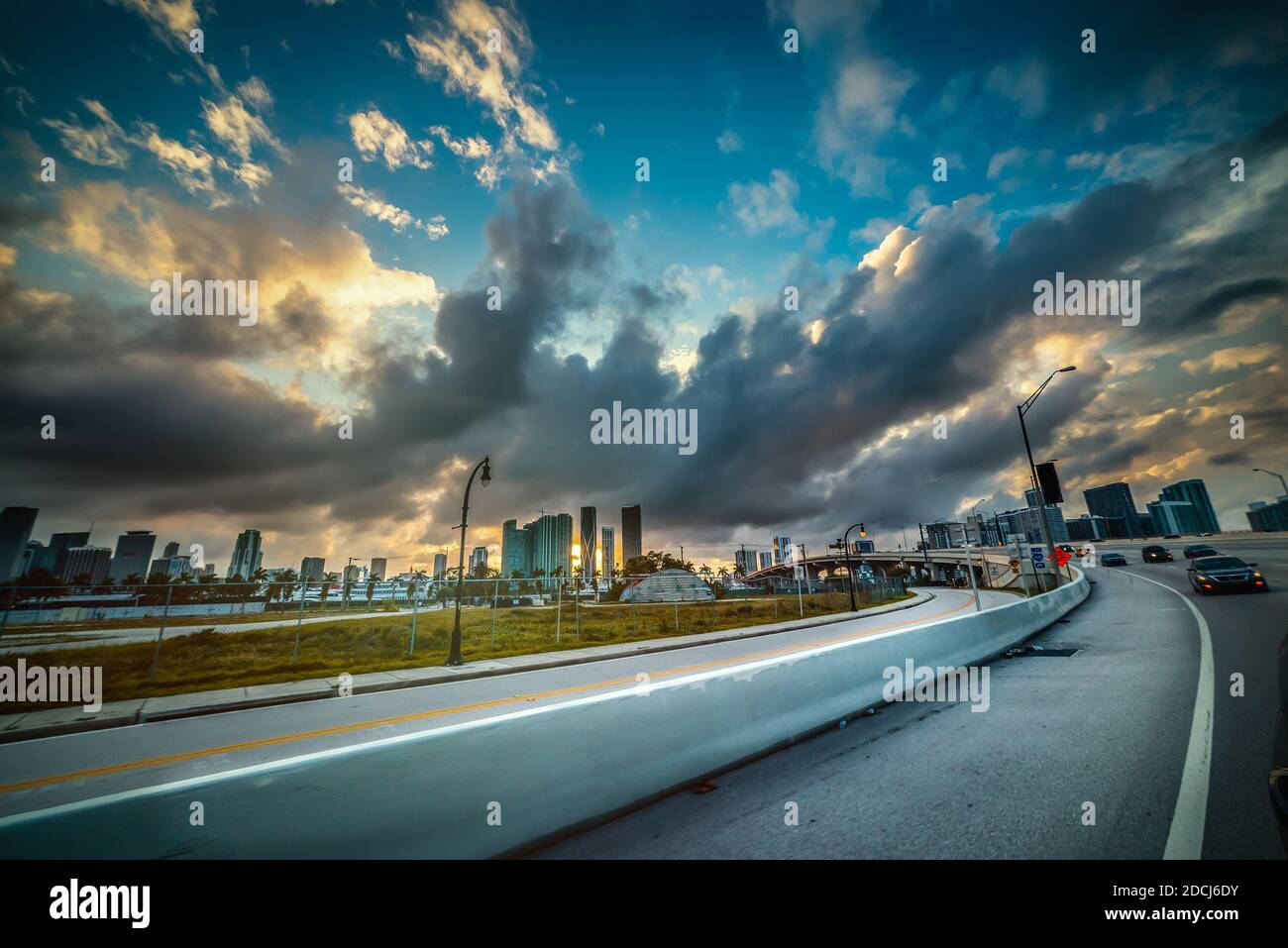 Freeway in miami florida hi-res stock photography and images - Alamy