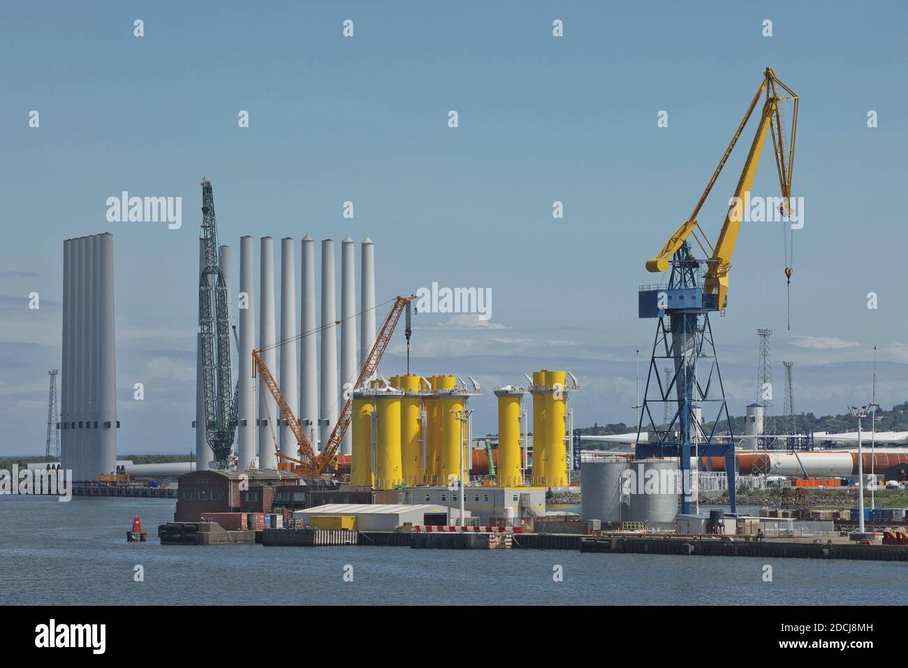 Container terminal of belfast port hi-res stock photography and images ...