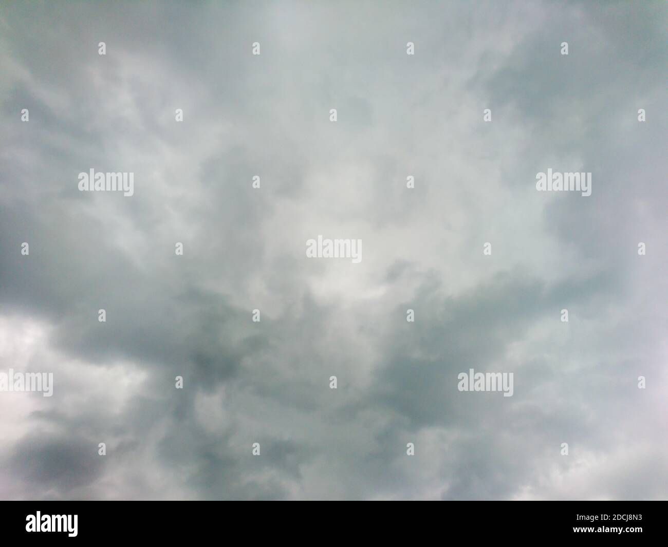 Dramatic dark sky with grey rain clouds hi-res stock photography and ...