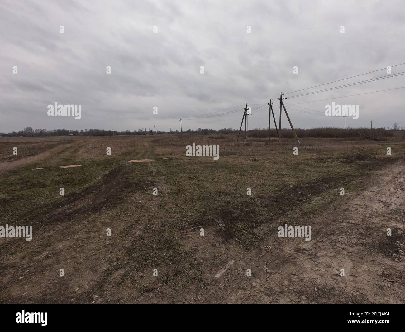 Horizon over land dusk overcast hi-res stock photography and images - Alamy