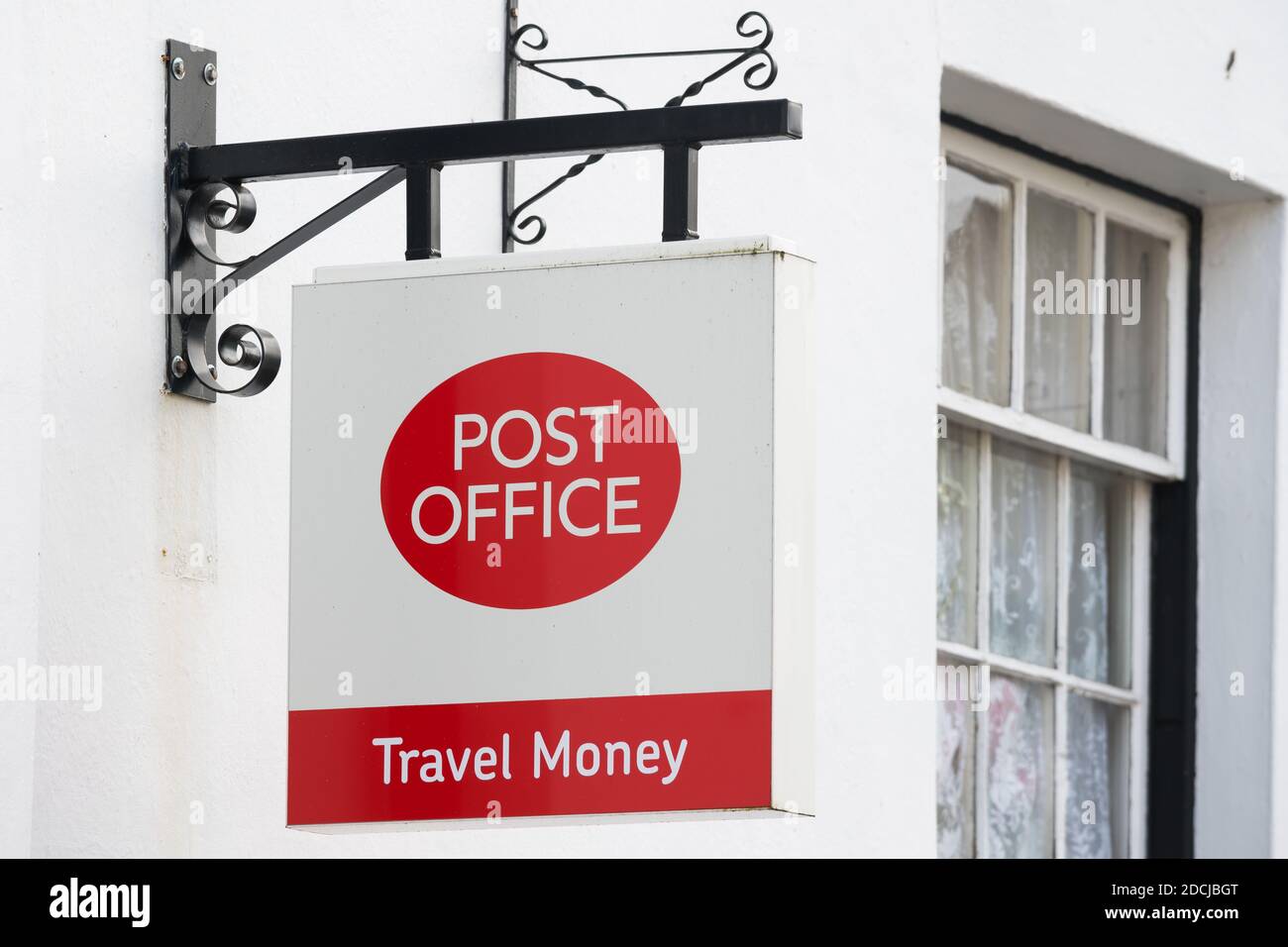 Post office and store hi-res stock photography and images - Alamy