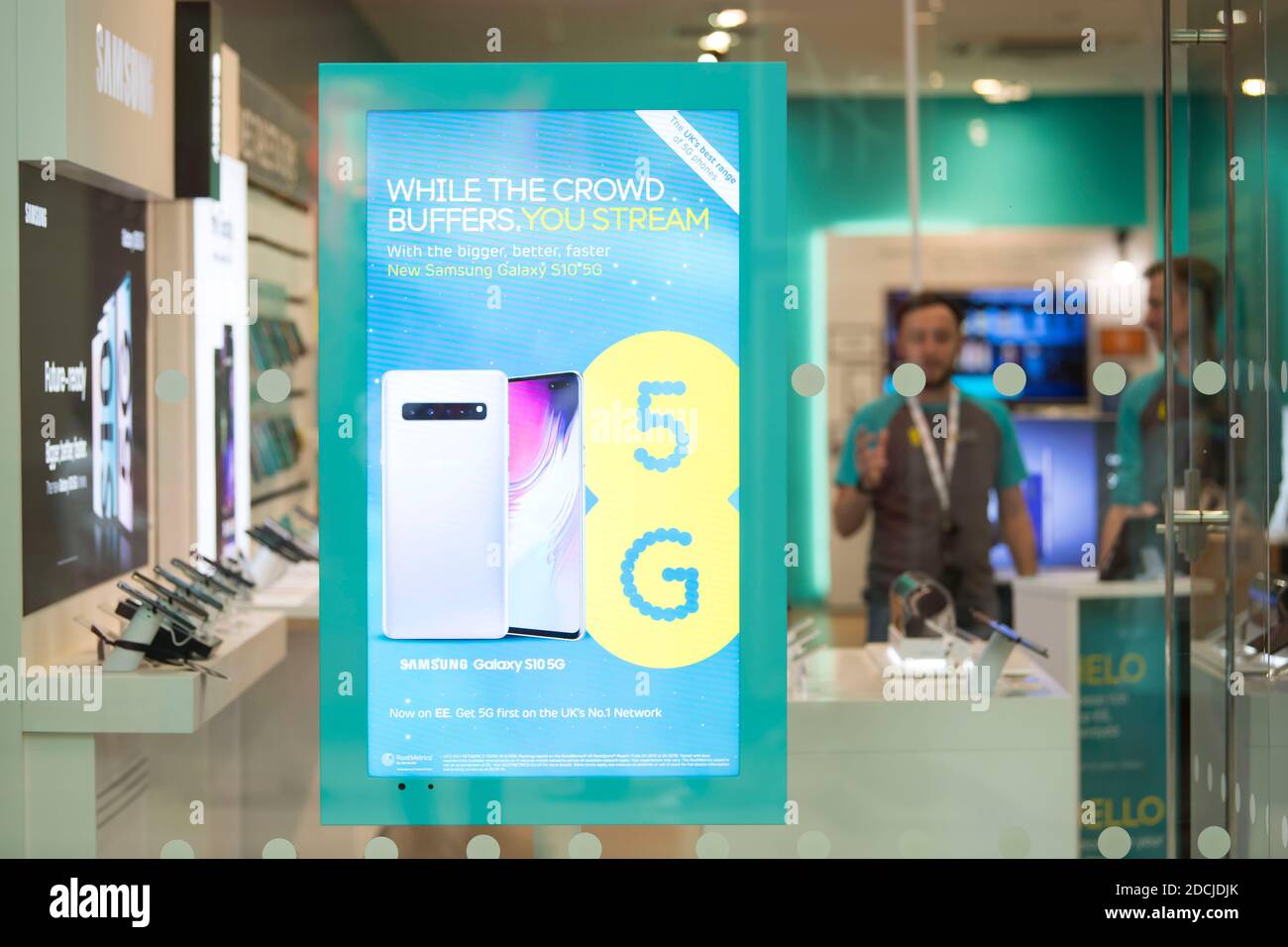 EE 5G branding in Cardiff, Wales, UK Stock Photo - Alamy
