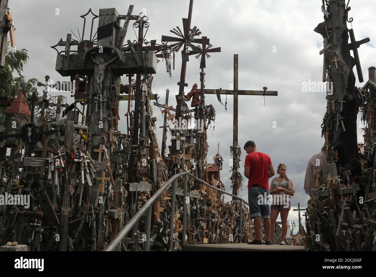 Hundreds small wooden crosses hi-res stock photography and images - Alamy