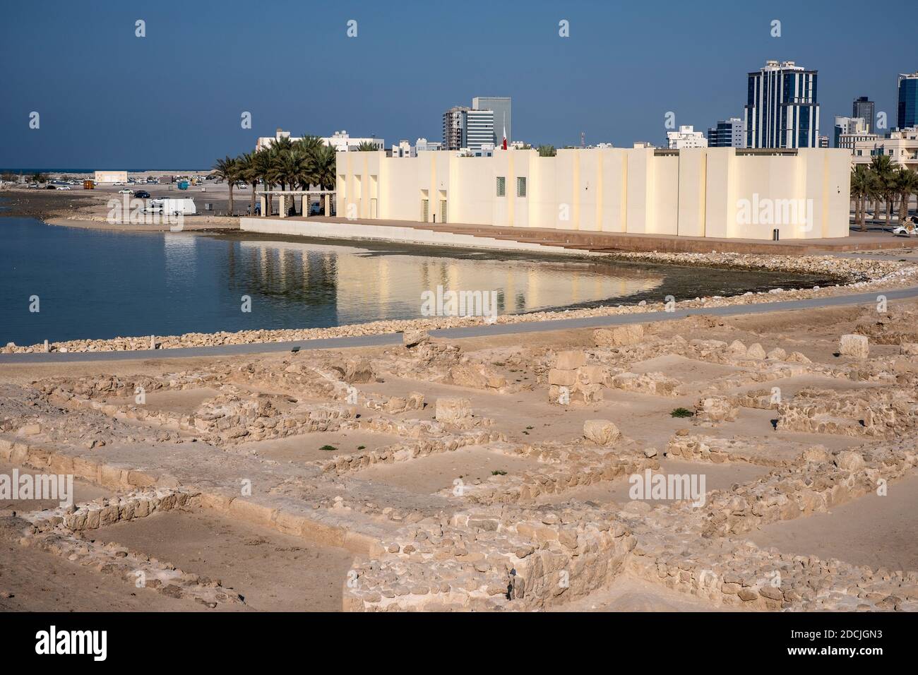 Bahrain Fort museum in Manama, Bahrain Stock Photo - Alamy
