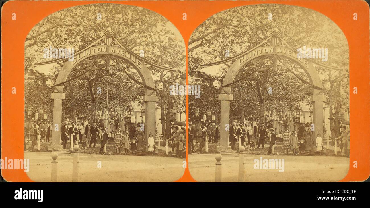 Decorated arch emblazoned hi-res stock photography and images - Alamy