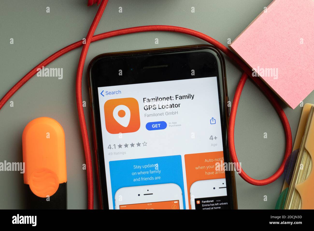 Family locator app hi-res stock photography and images - Alamy