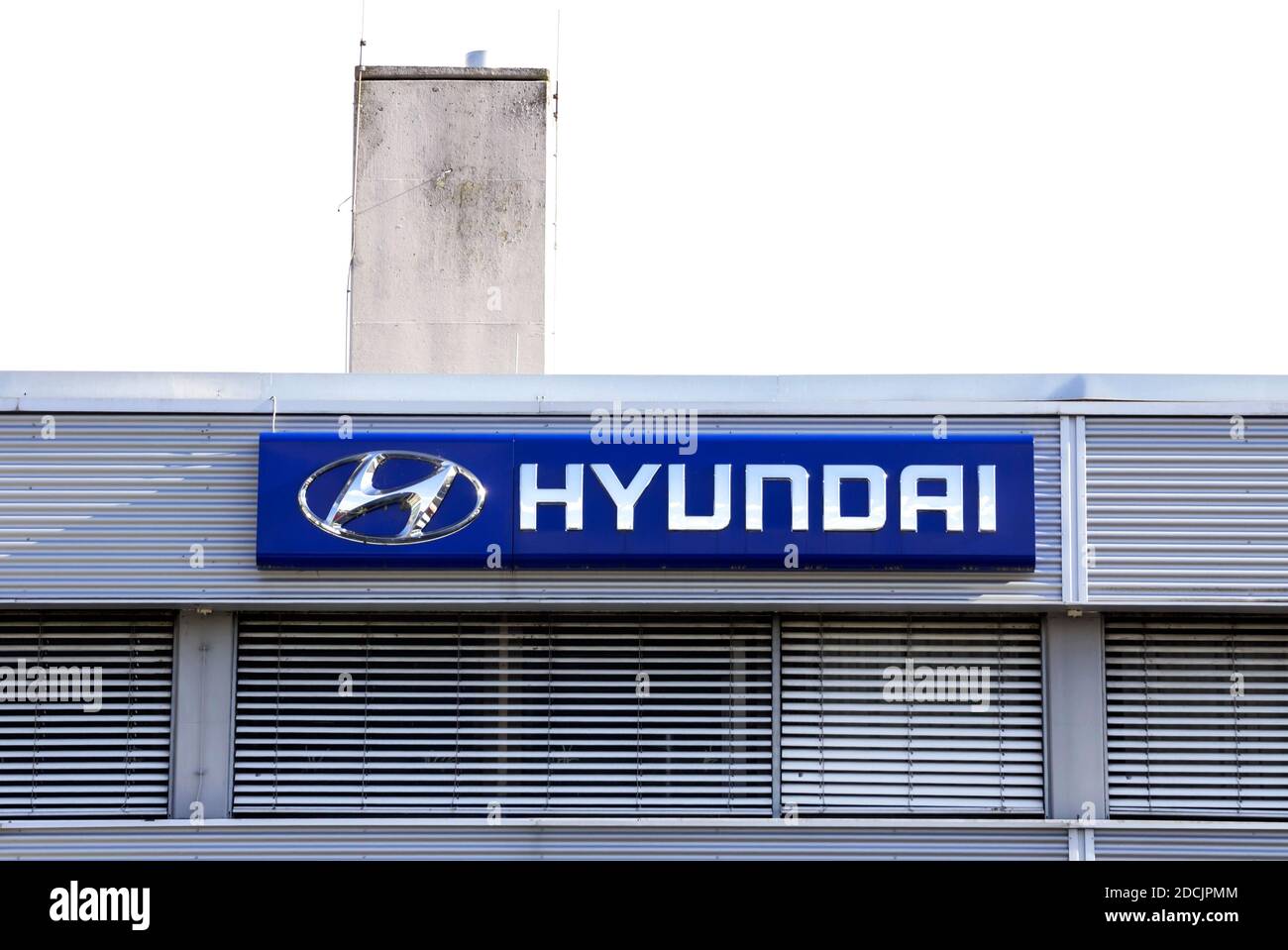 Hyundai signboard hi-res stock photography and images - Alamy