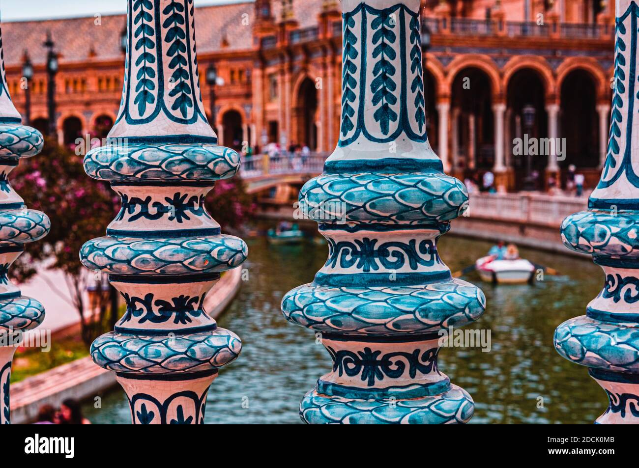 Detail of a ceramic balustrade in the Plaza de Espana Stock Photo - Alamy