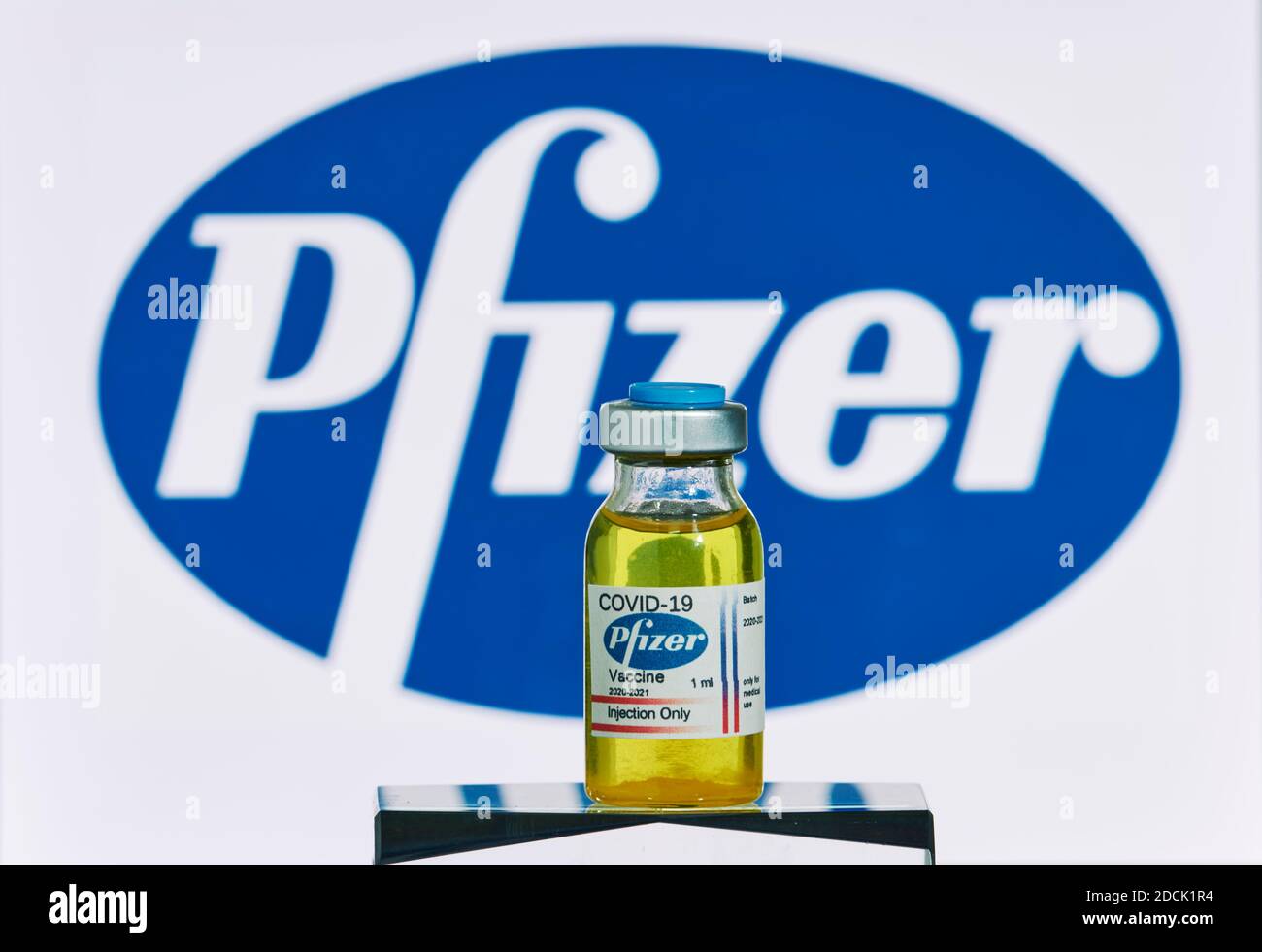 Pfizer new logo hi-res stock photography and images - Alamy