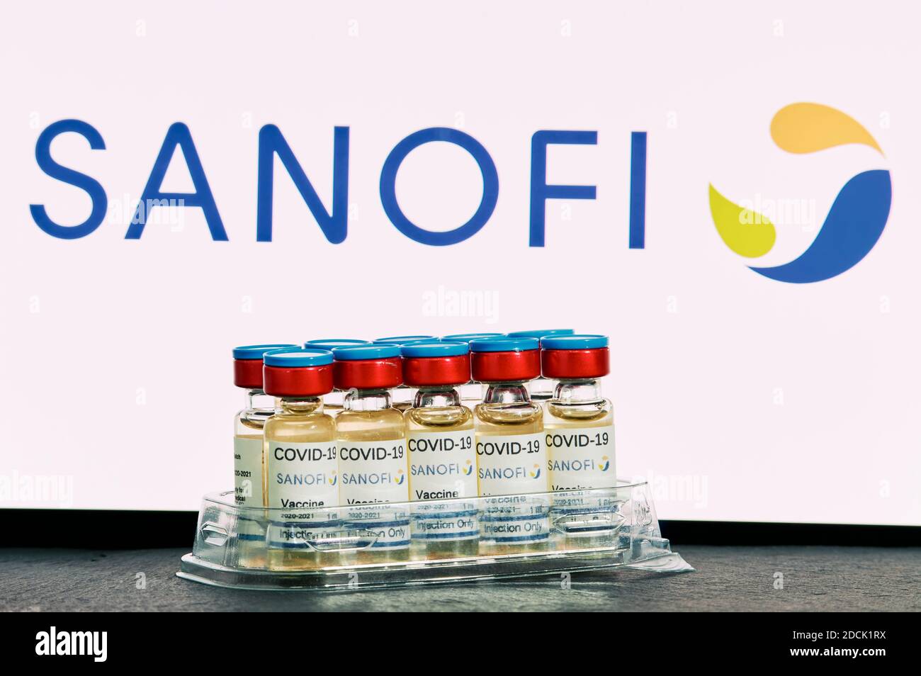 Sanofi new logo hi-res stock photography and images - Alamy