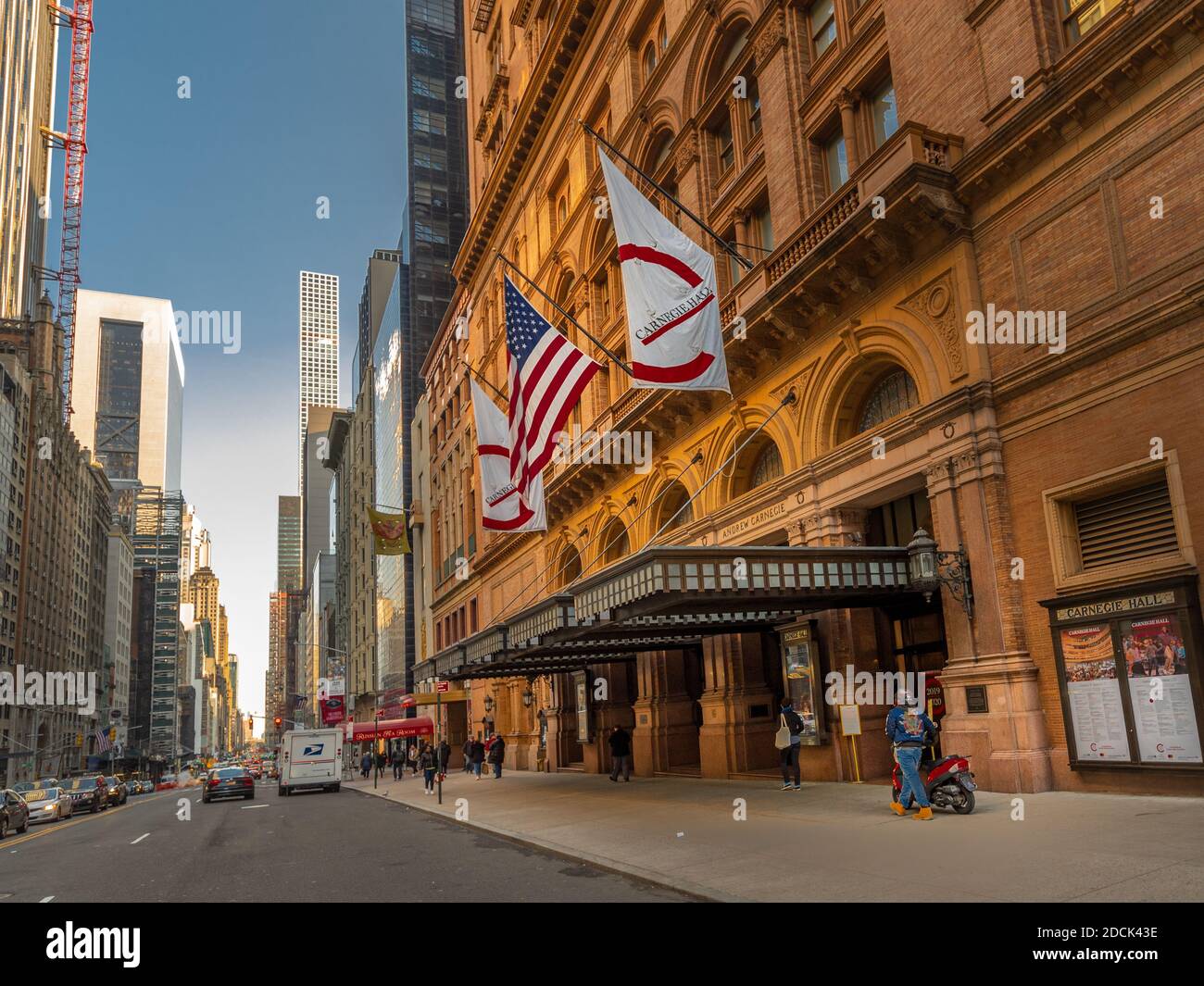 Carnegie hall hi-res stock photography and images - Alamy