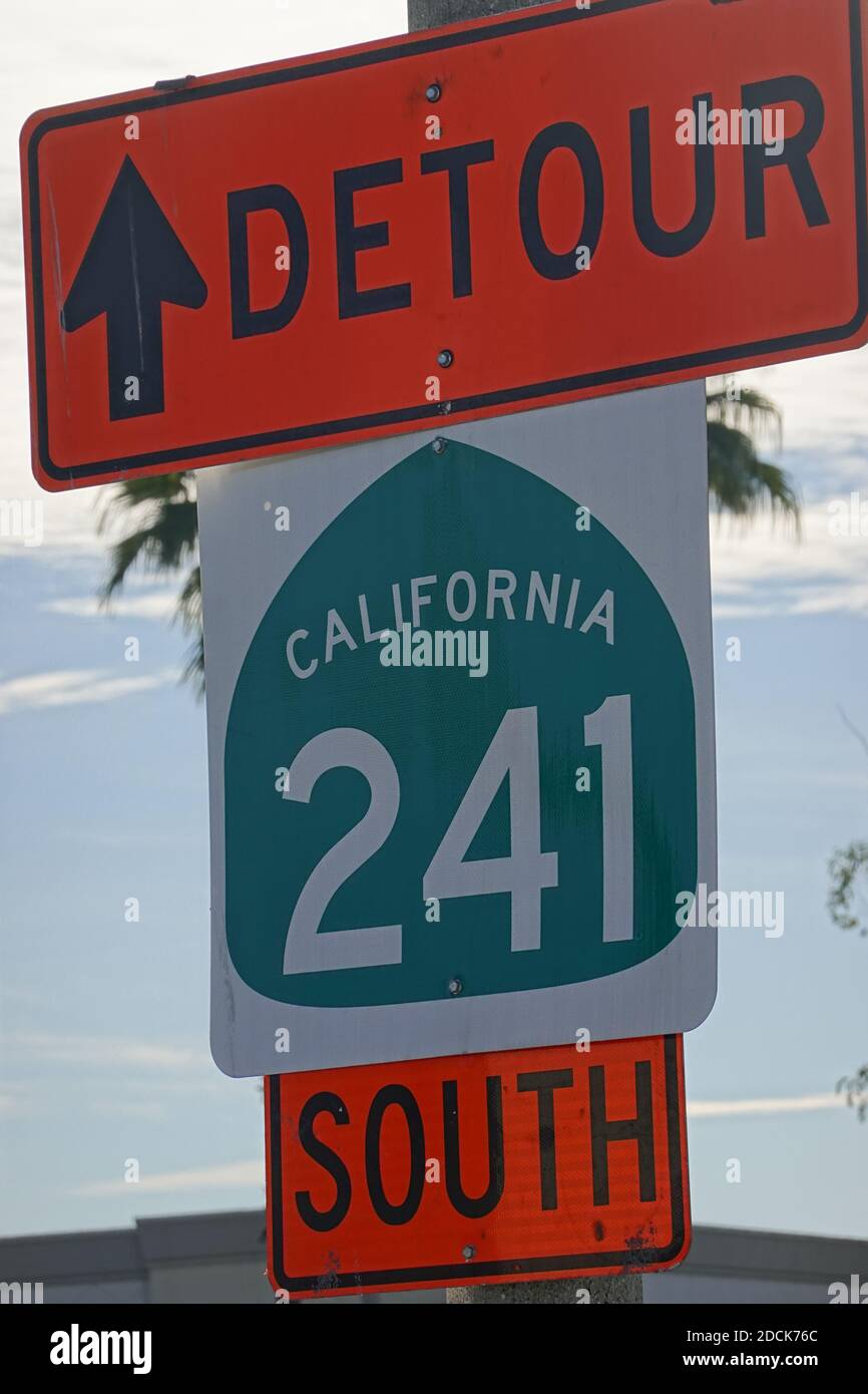 241 toll road detour sign hi-res stock photography and images - Alamy