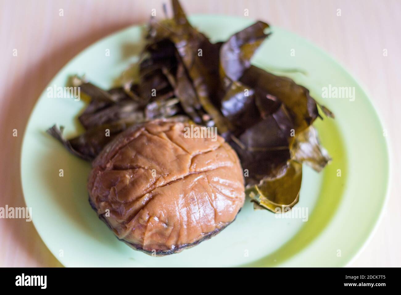 A Filipino local dessert called binagol which is made from taro in ...