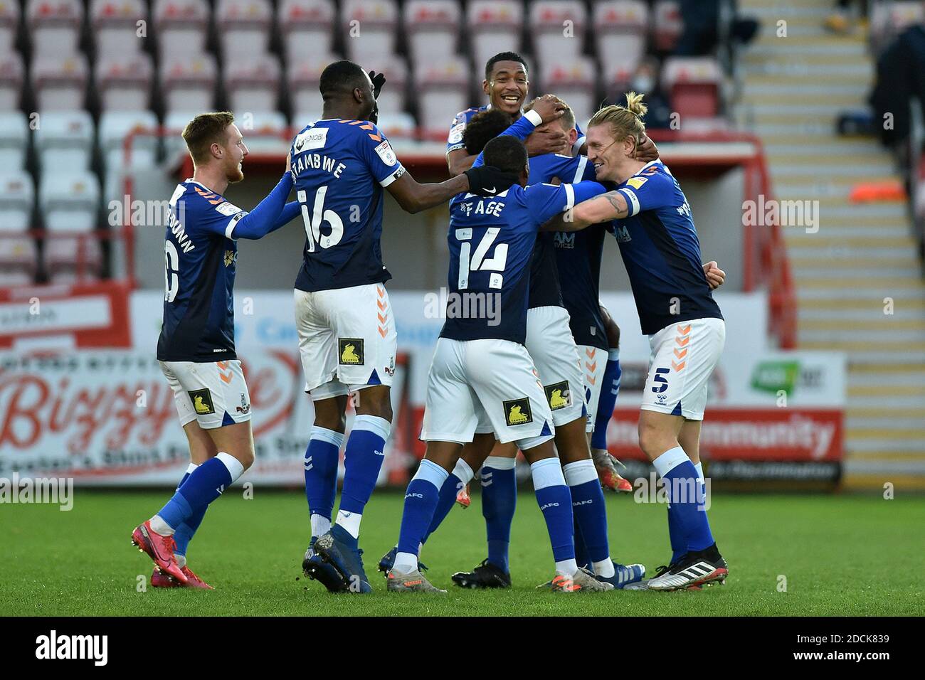 Raphael rowe hi-res stock photography and images - Alamy