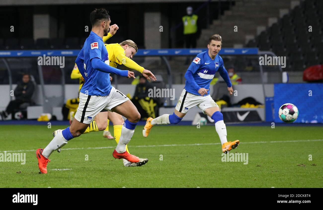 Erling haland dortmund 2021 hi-res stock photography and images - Alamy