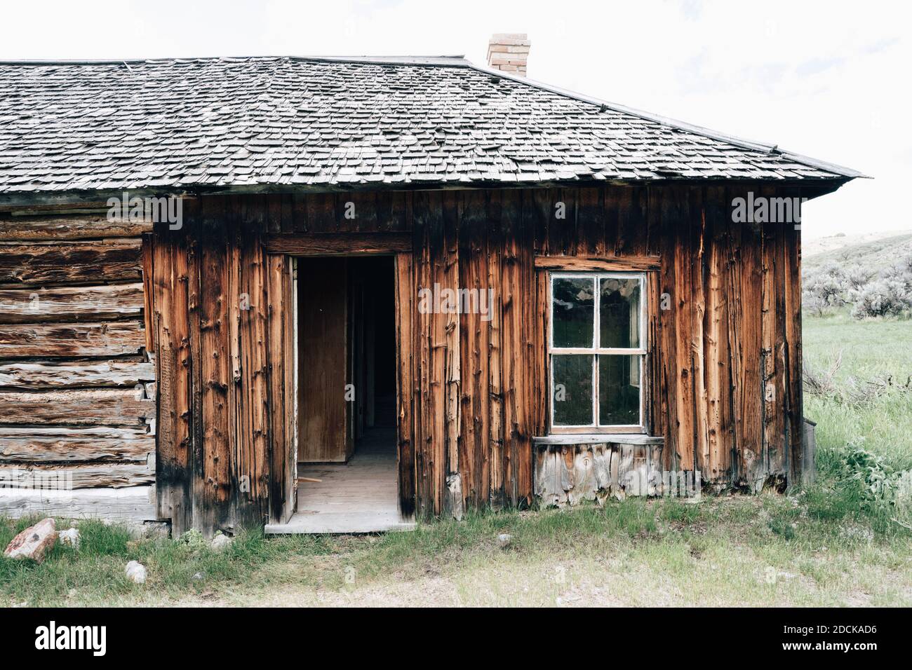 Rustic old abandoned building in Bannack Ghost Town Montana Stock Photo ...