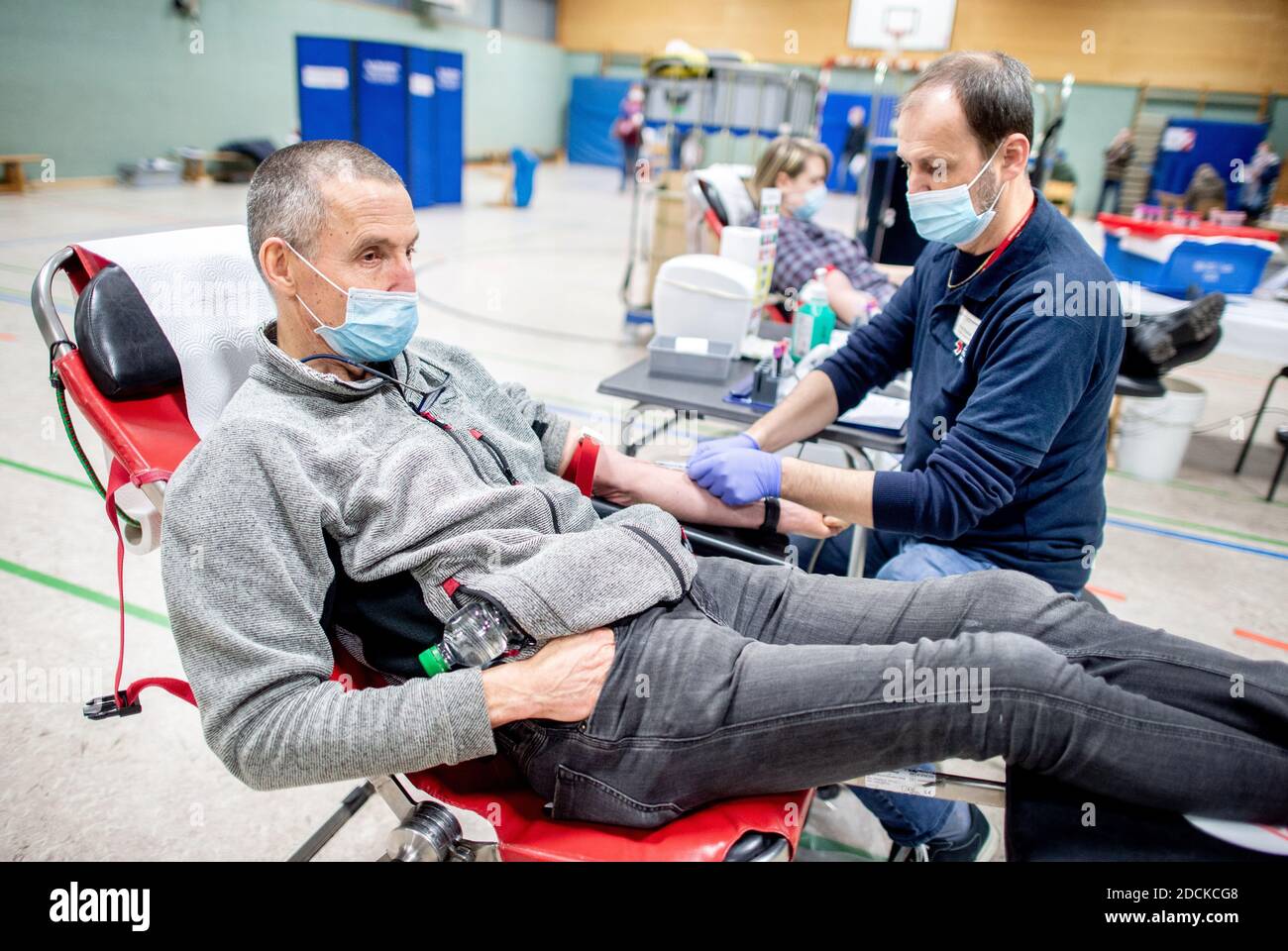 Blood Draws High Resolution Stock Photography and Images - Alamy