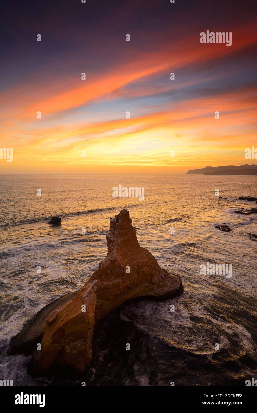 Evening mood over the rock Catedral at Playa Supay, Paracas National ...