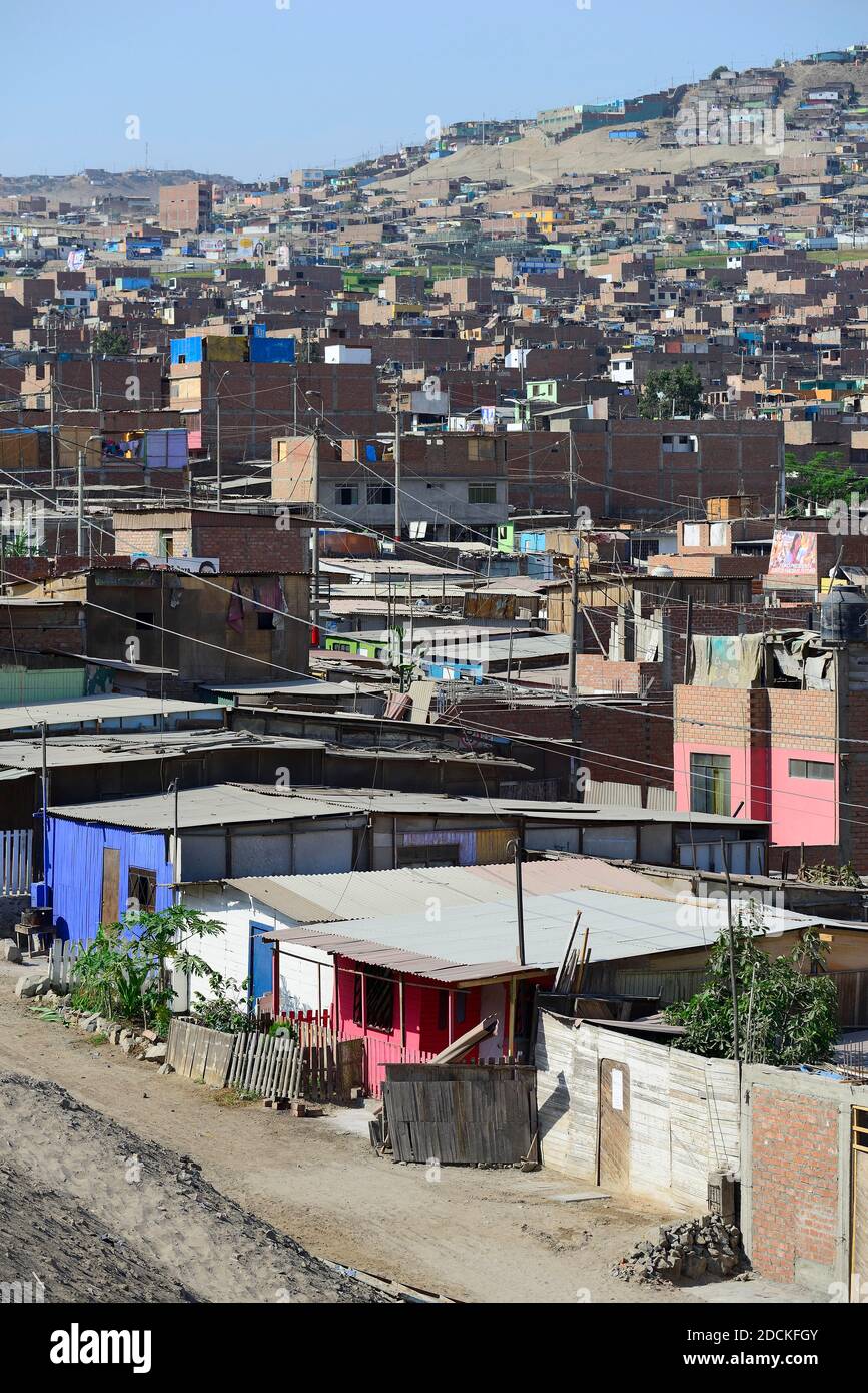 Peruvian peru poverty poor hi-res stock photography and images - Alamy