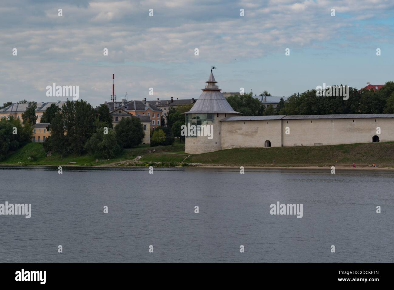 Wall and Varlaam tower in Pskov Krom (Kremlin), Russia Stock Photo - Alamy