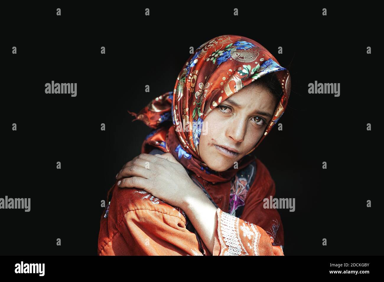 Portrait Sadaf Ma, child of a Wakhi family with traditional traditional ...