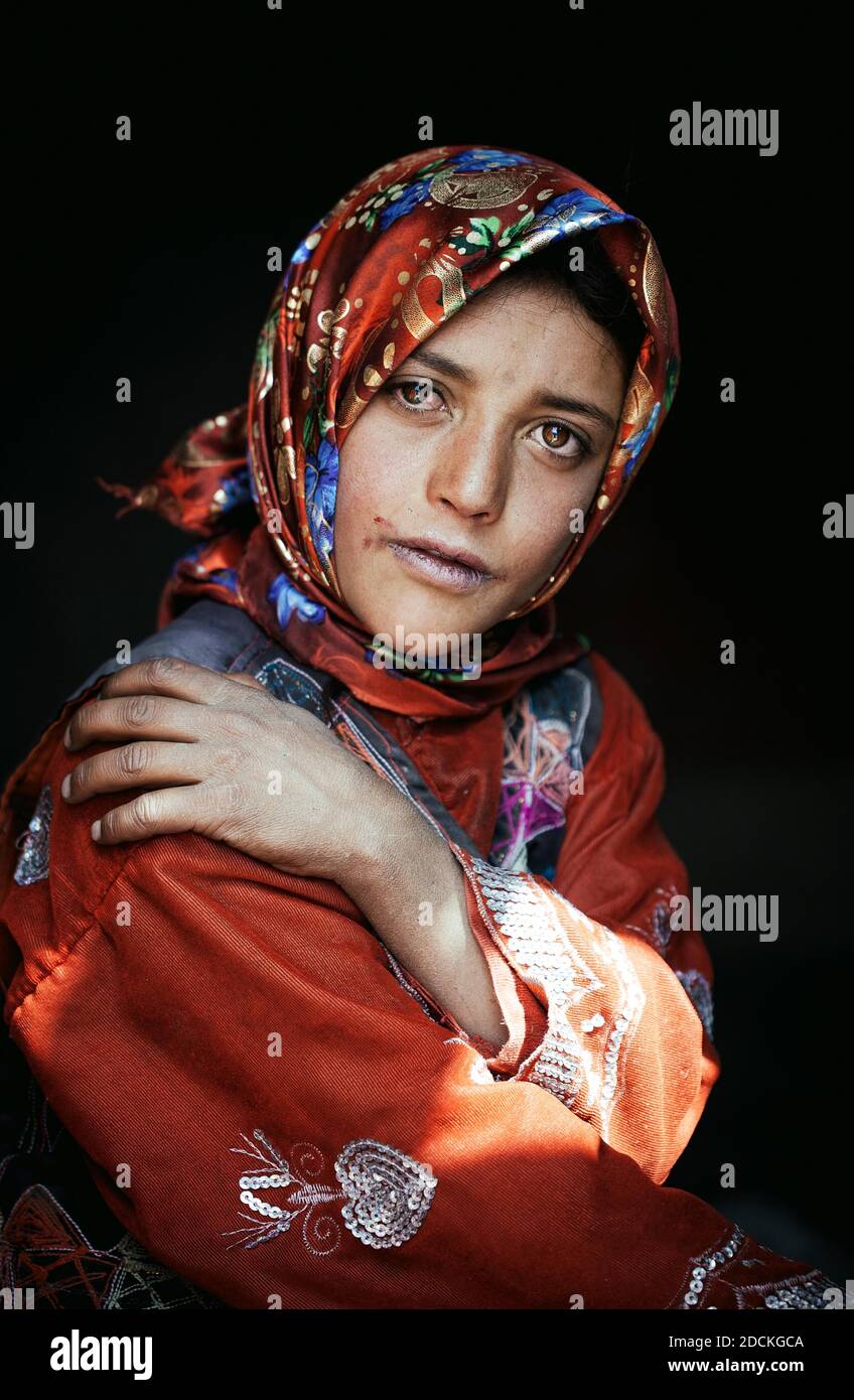Portrait Sadaf Ma, child of a Wakhi family with traditional traditional ...