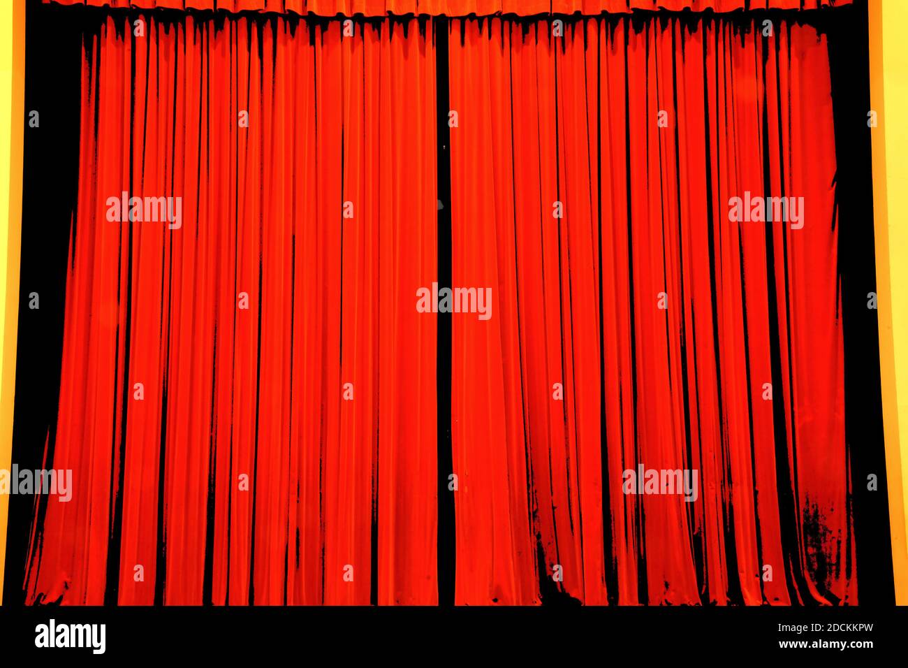 the curtain still closed Stock Photo - Alamy