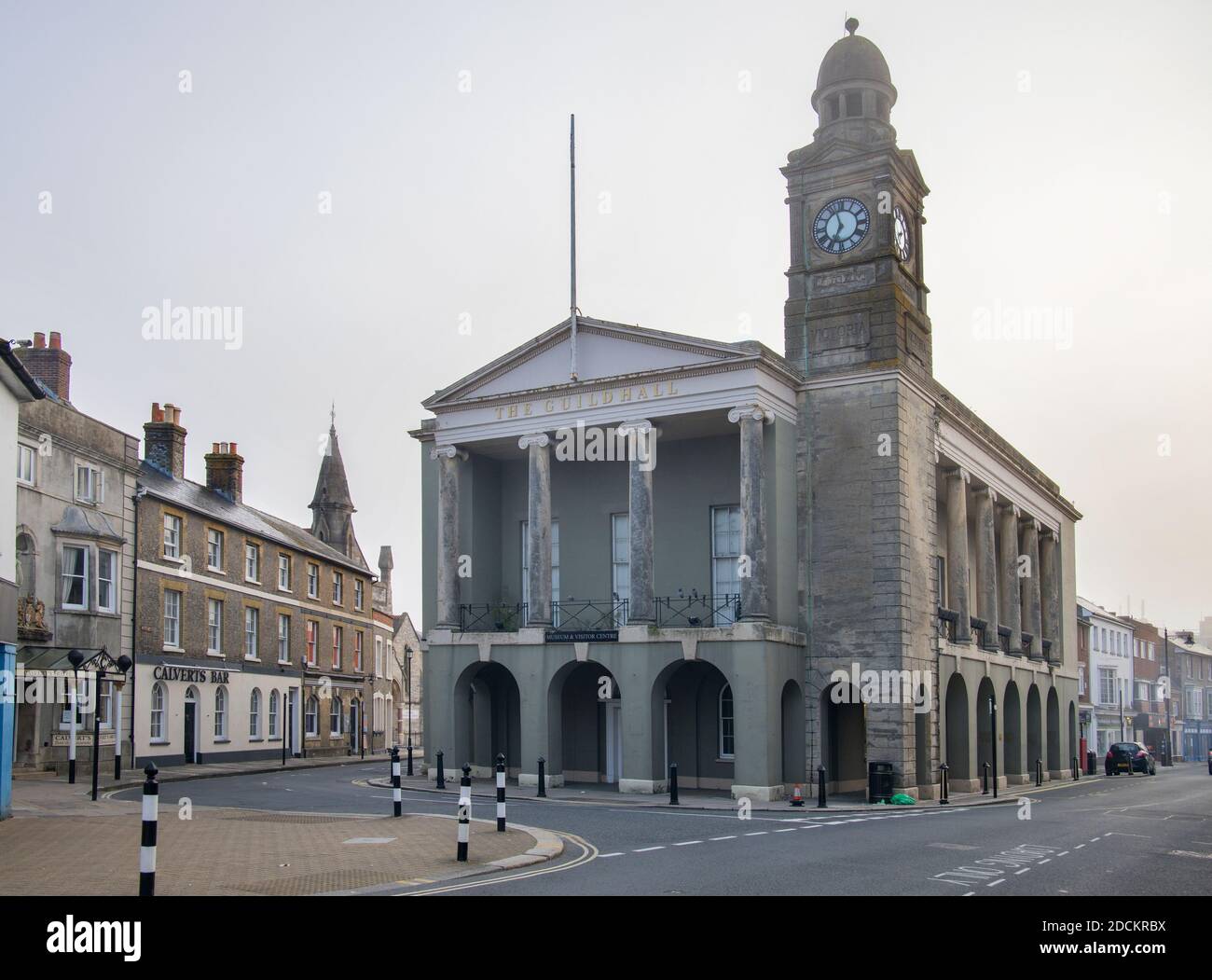mist and fog over the guildhall in newport on the isle of wight Stock ...