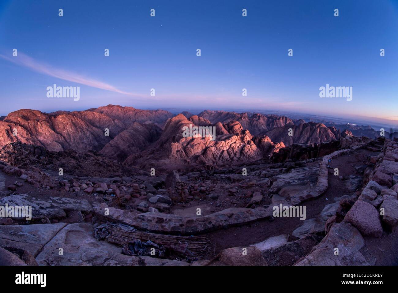 Mousa mountain egypt hi-res stock photography and images - Alamy