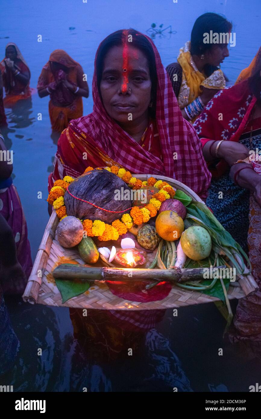 Kalyani, India. 21st Nov, 2020. A vedic festival of Hindus dedicated to ...