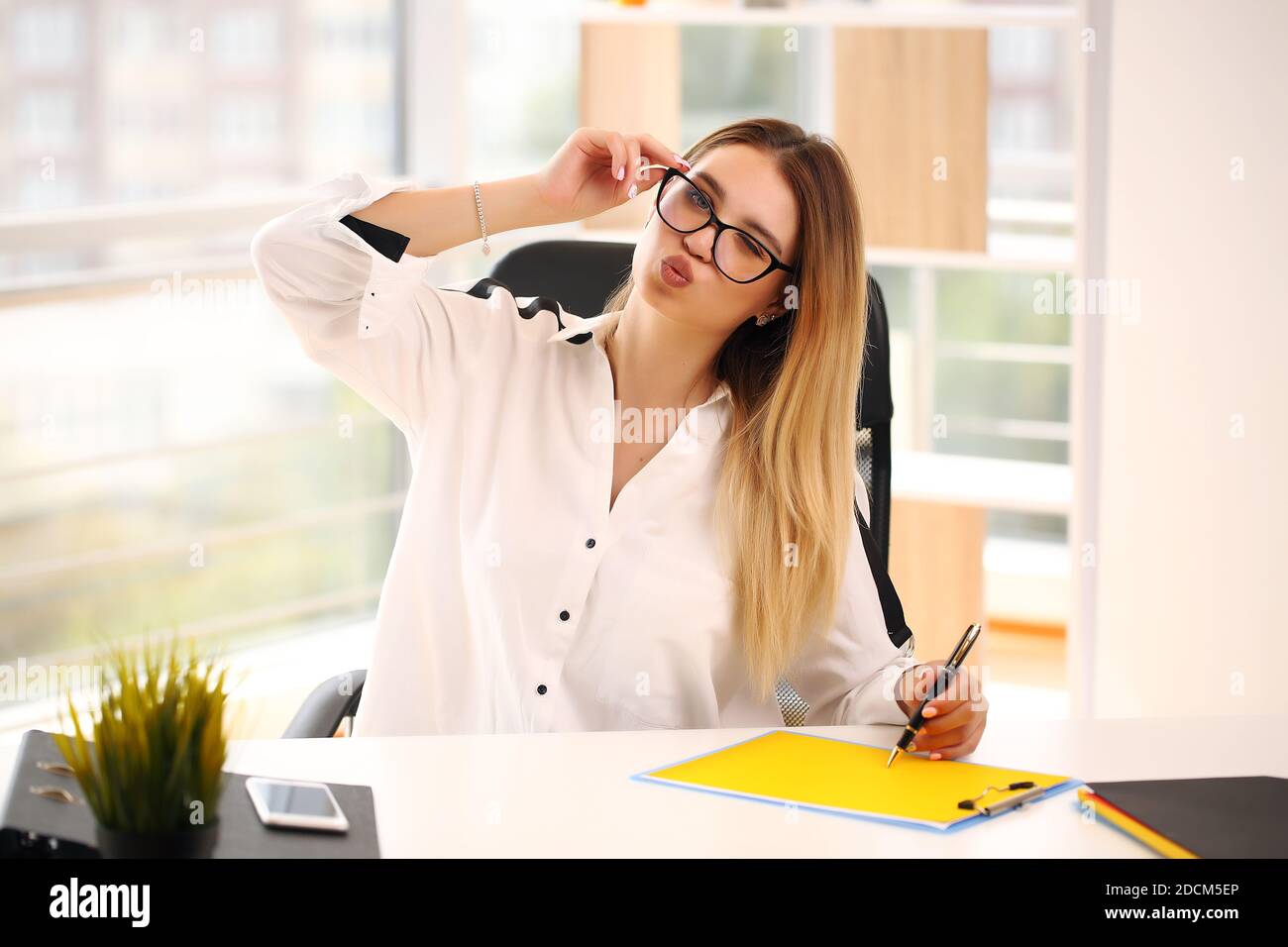 Beautiful office girl in formal hi-res stock photography and images - Alamy