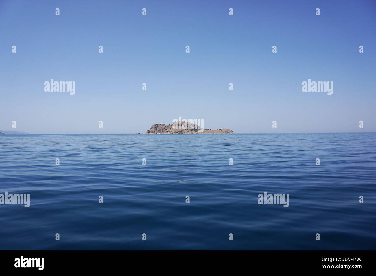 Endless blue tiny island hi-res stock photography and images - Alamy