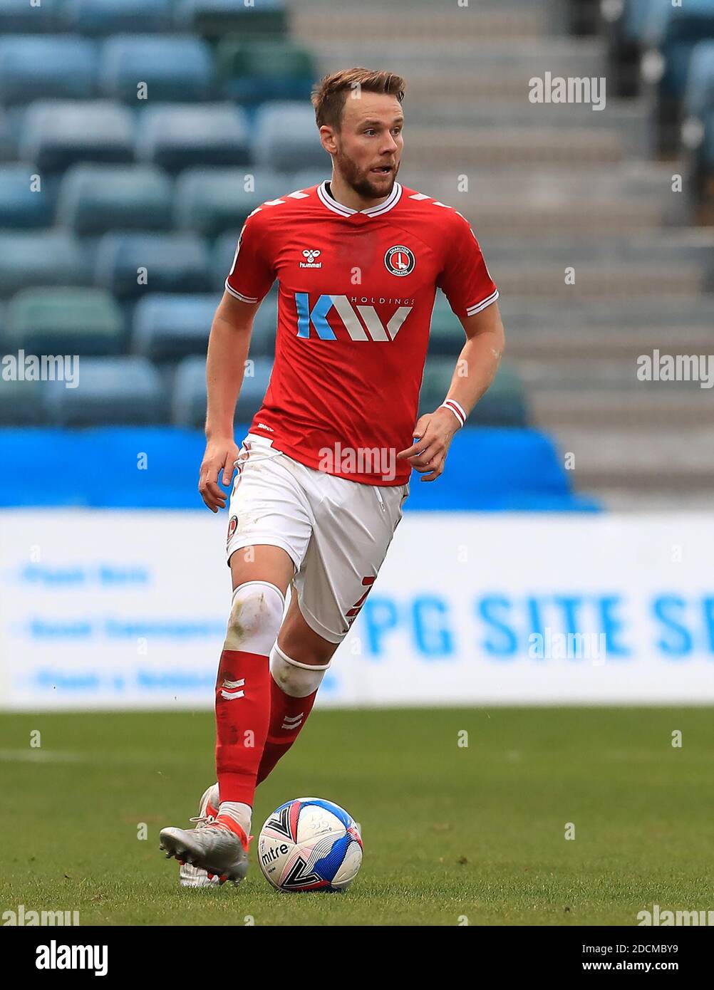 Charlton Athletic's Chris Gunter during the Sky Bet League One match at ...