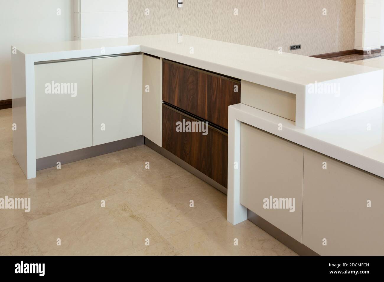 Kitchen drawer organized hi-res stock photography and images - Alamy