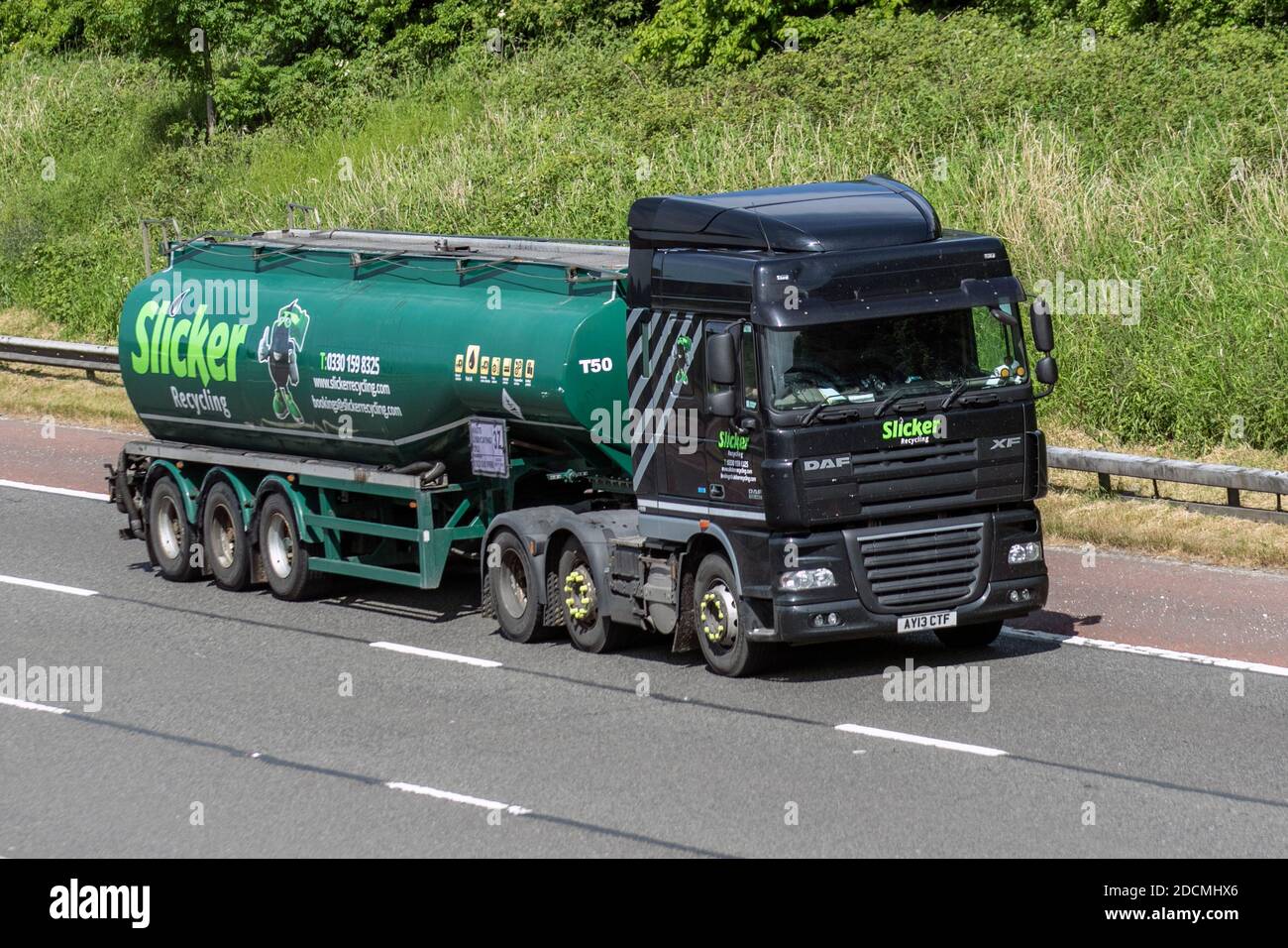 Slicker Recycling Waste Lubricating Oils; Haulage delivery trucks ...