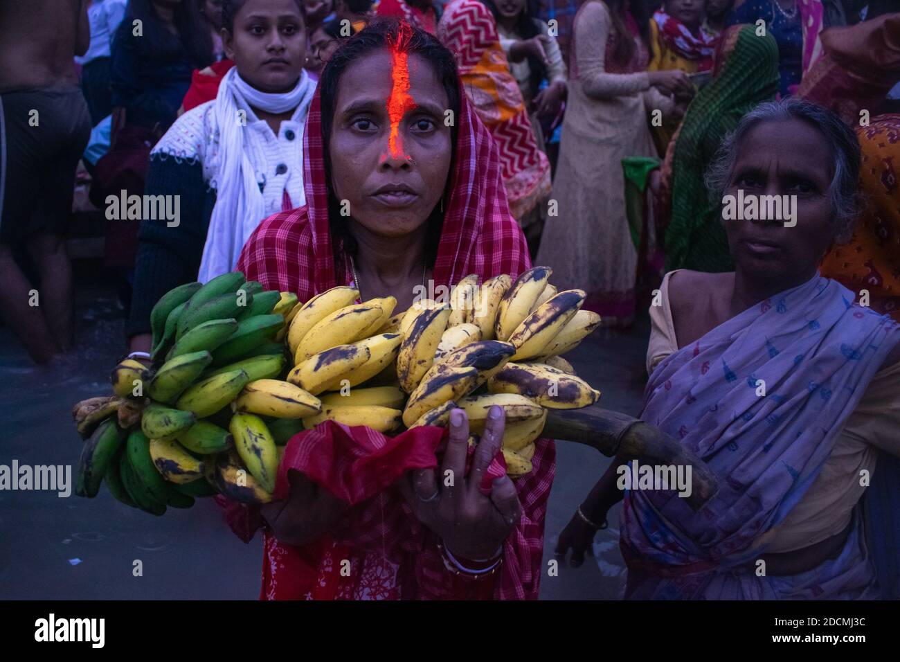 Kalyani, India. 21st Nov, 2020. A vedic festival of Hindus dedicated to ...