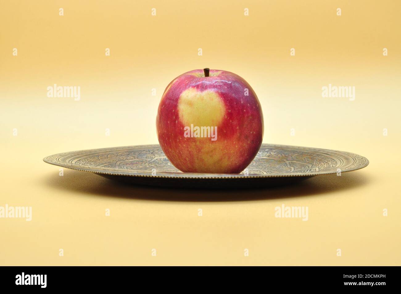 Surprise Apple