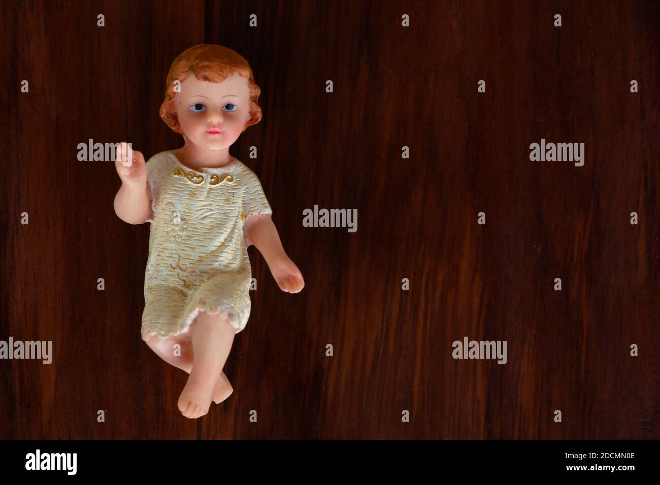 Infant jesus wooden statue hi-res stock photography and images - Alamy