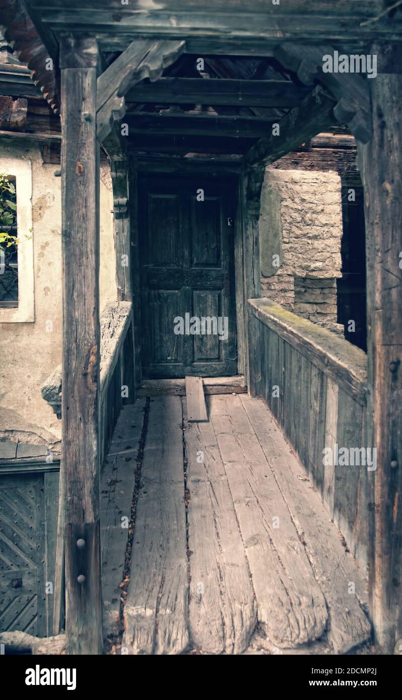 Entrance path pathway hi-res stock photography and images - Alamy