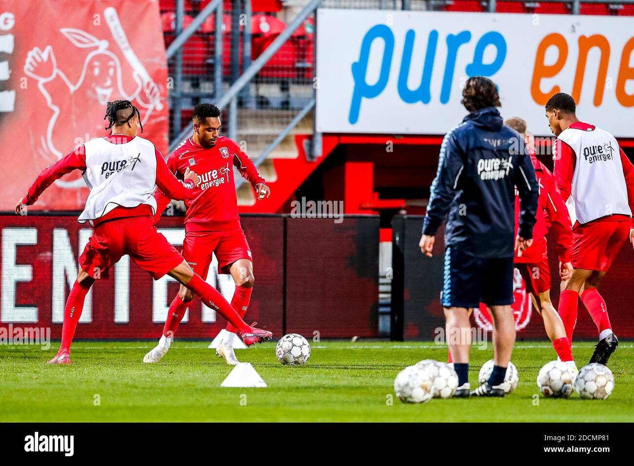 Fc twente de grolsch veste stadium hi-res stock photography and images ...