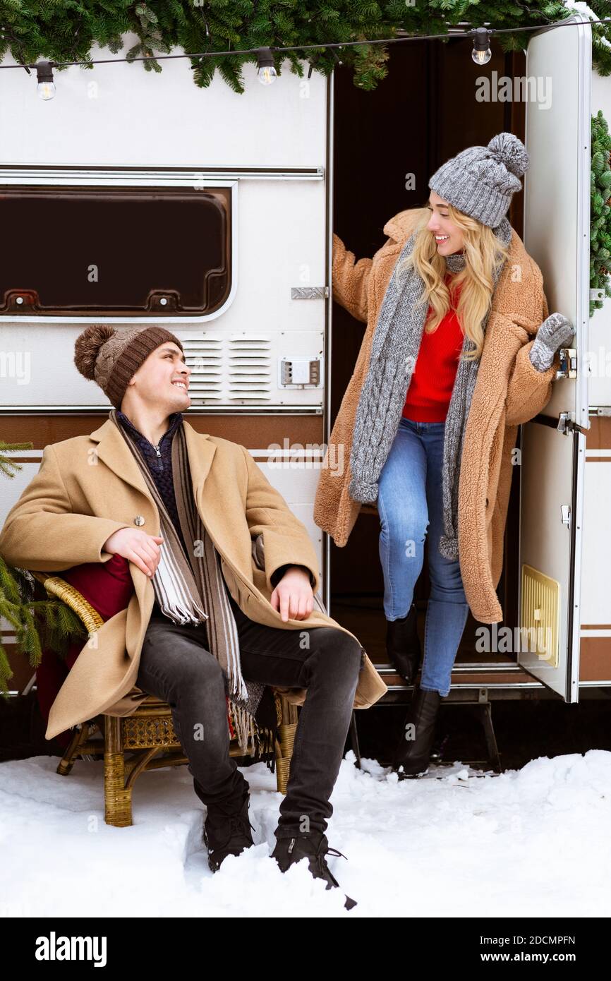 Couple and campervan hi-res stock photography and images - Alamy