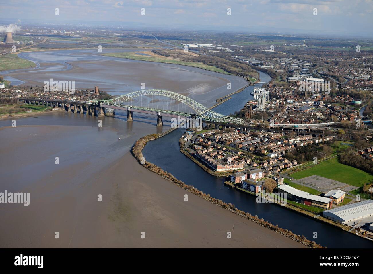 Aerial runcorn gap hi-res stock photography and images - Alamy