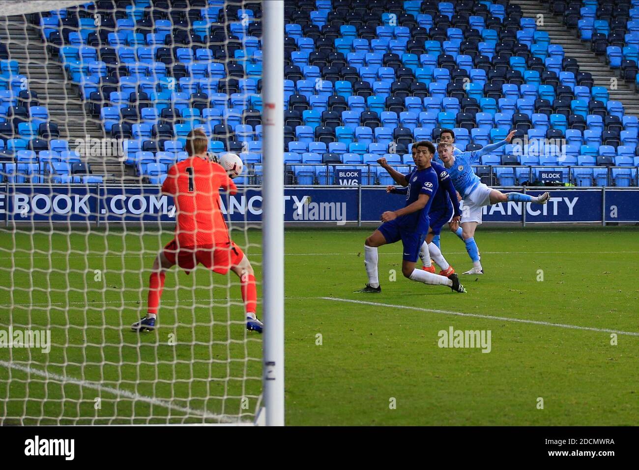 Tommy doyle manchester city hi-res stock photography and images - Alamy