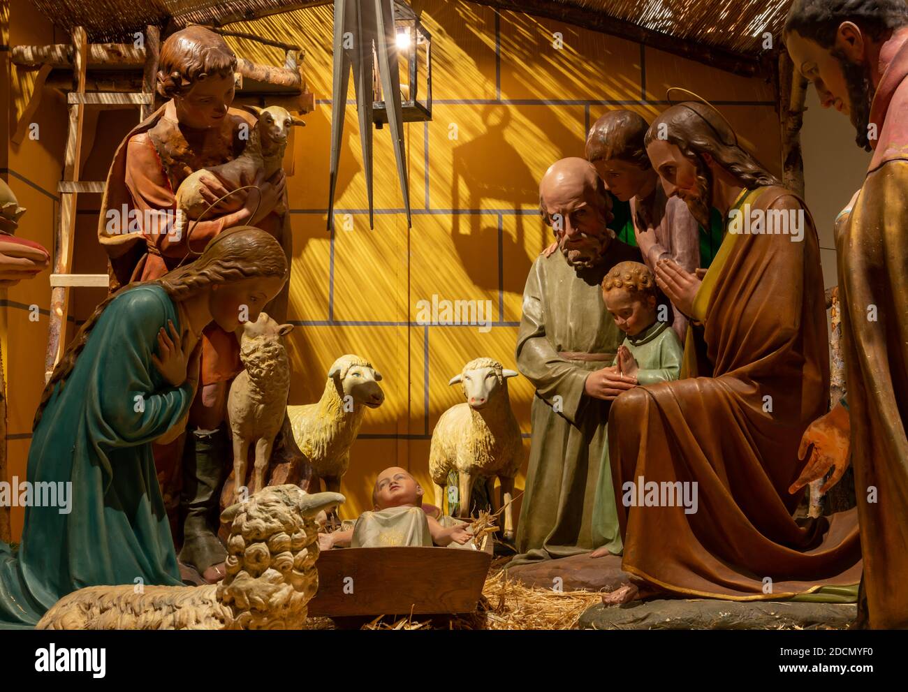 Biblical scene birth jesus in hi-res stock photography and images - Alamy